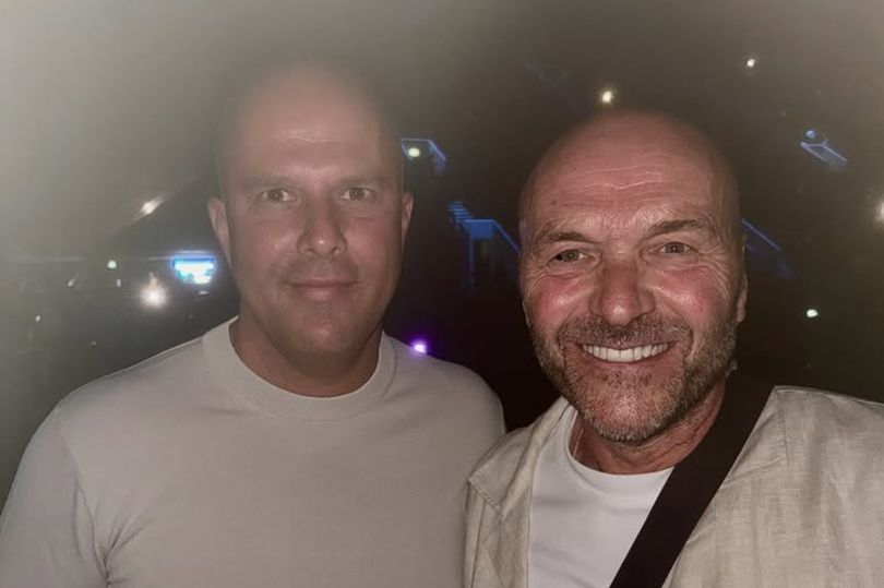 Arne Slot 'parties' with Bruce Springsteen and Simon Rimmer
