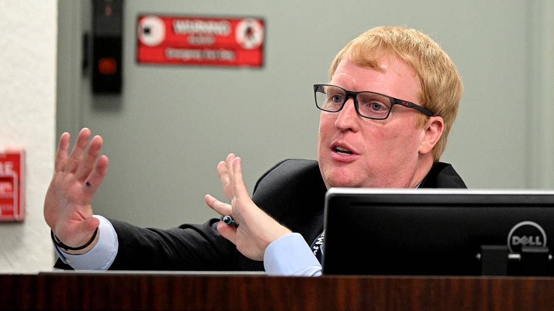 Manatee School Board fires Superintendent Jason Wysong over leadership ...