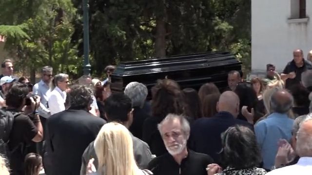 Το τελευταίο αντίο στον ηθοποιό Νίκο Γαλανό