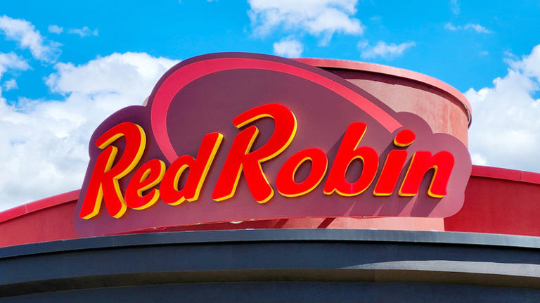 Red Robin Offers Free Birthday Burgers, But There's A Catch