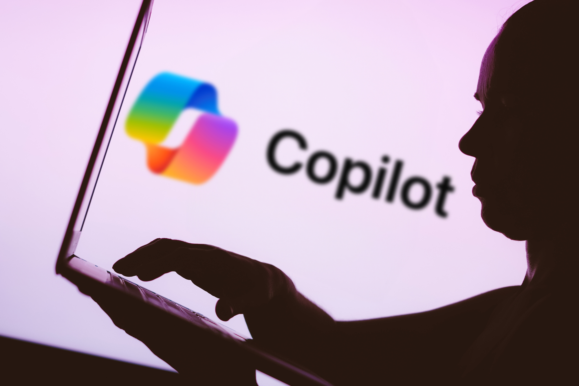 Copilot pro VS Code bude zdarma. Microsoft chce získat konkurenční výhodu