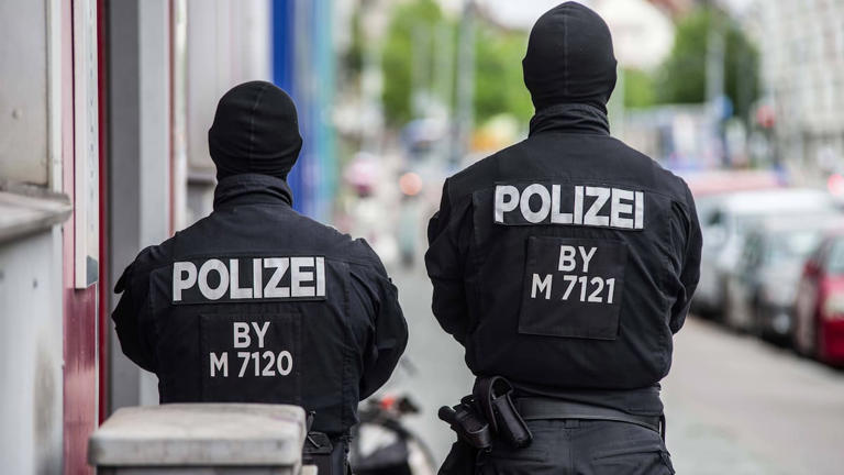 Fünf Mitglieder festgenommen: Deutsche Behörden zerschlagen ...