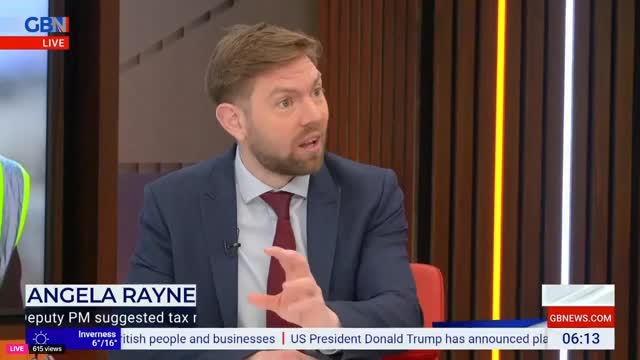 Eamonn Holmes ‘fall off chair’ live on GB News as co-stars panic