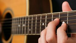 Chord Masing Masing – Kunci Gitar Mudah Lagu Galau Ernie Zakri x Ade ...