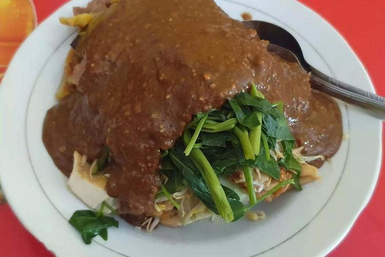 Resep Rujak Cingur, Makanan Tradisional Khas Surabaya yang Cocok ...