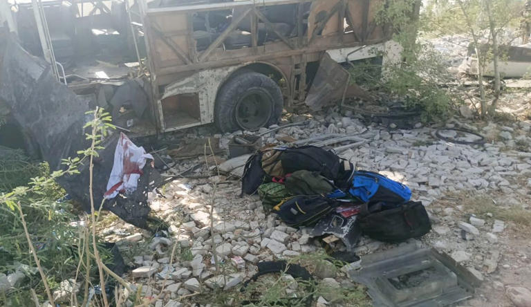 Πακιστάν: Επίθεση αυτοκτονίας σε σχολικό λεωφορείο στο Βελουχιστάν ...