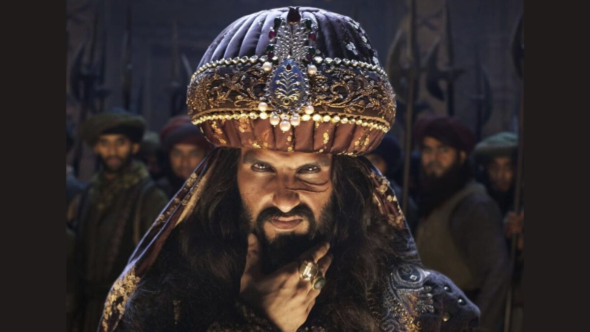 From Shah Rukh Khan In Darr To Randeep Hooda In Jaat — Actors Who Aced ...