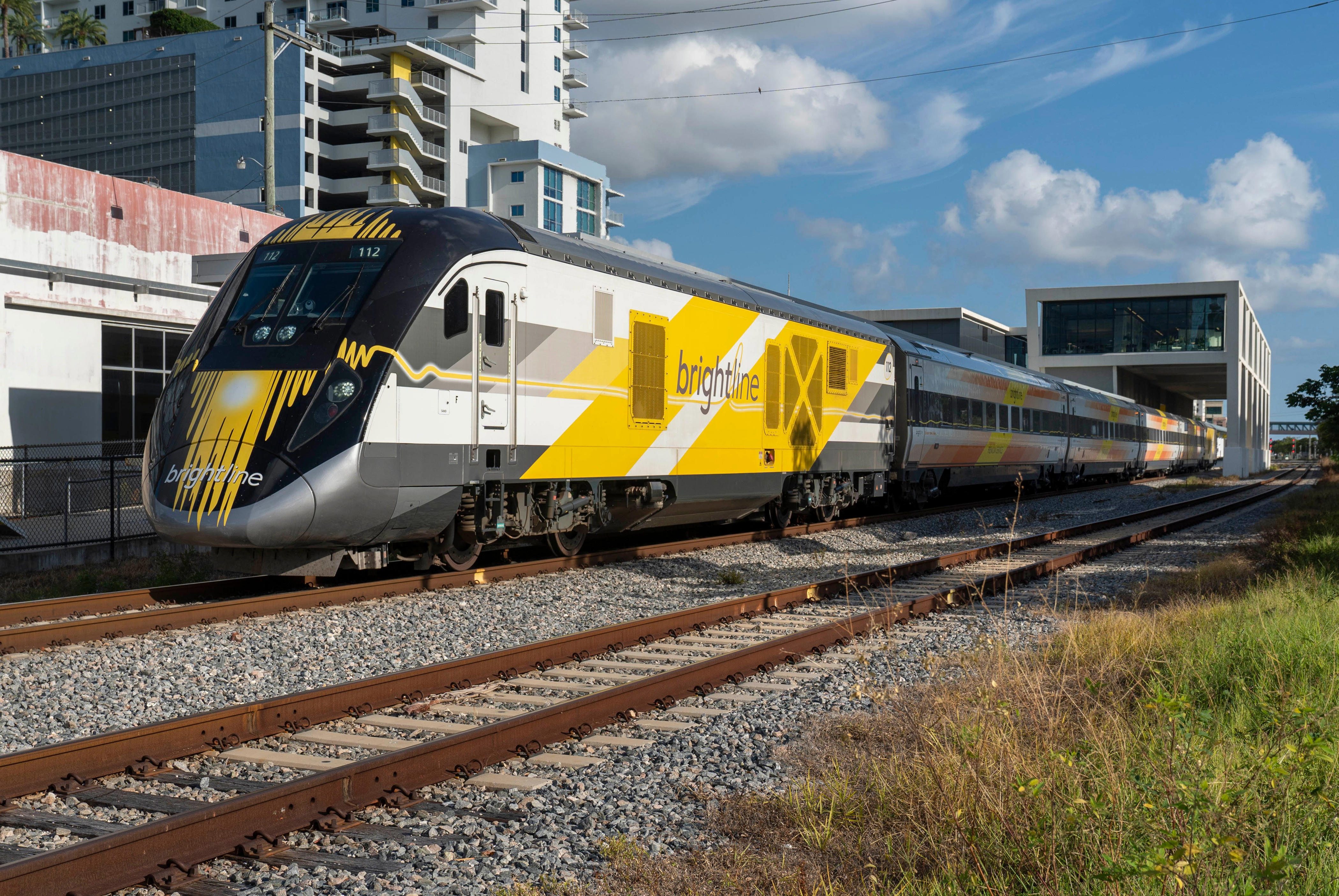 Brightline slashing fares to and from West Palm Beach station