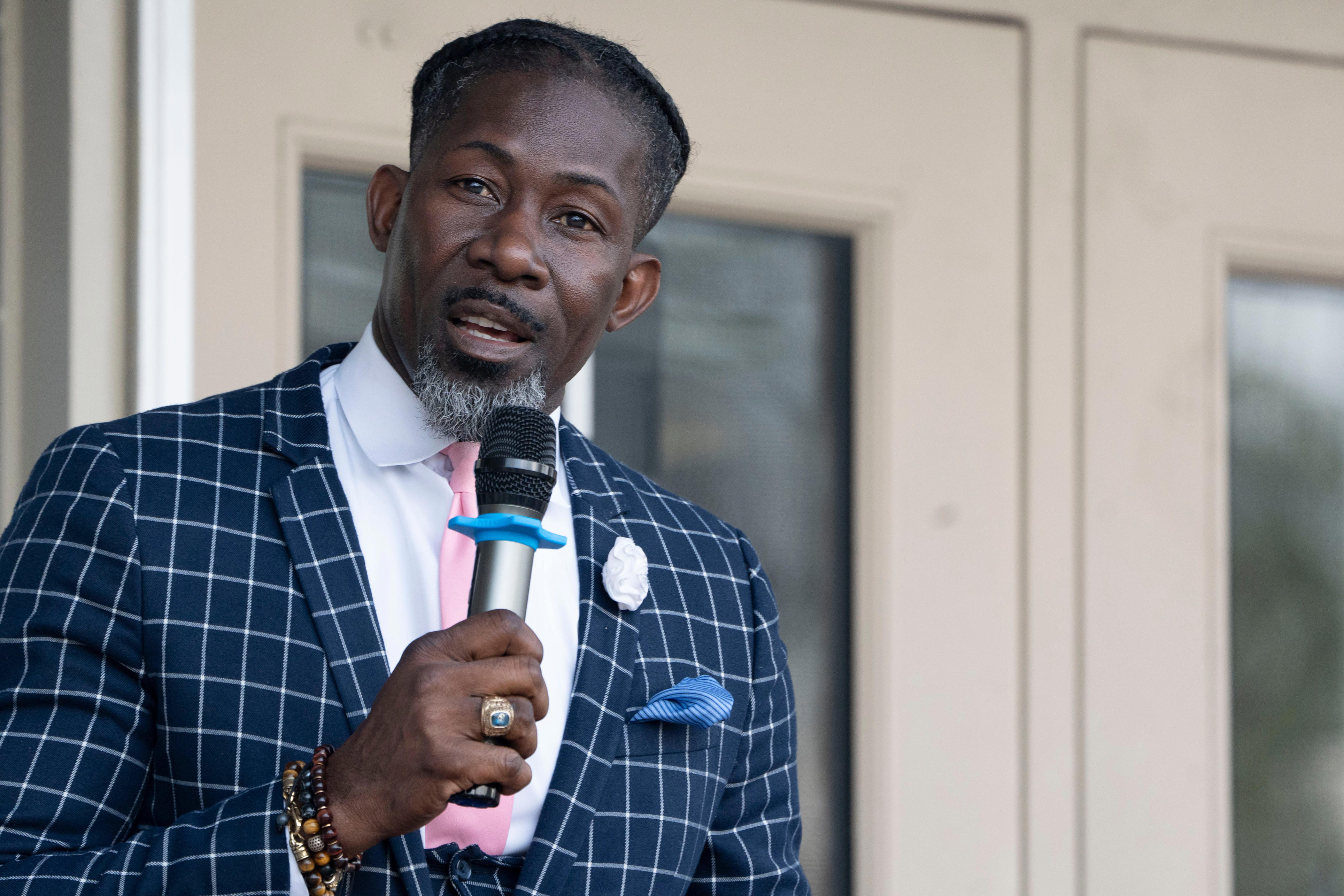 After Ian Roberts case, Iowa bill to boost school vetting requirements