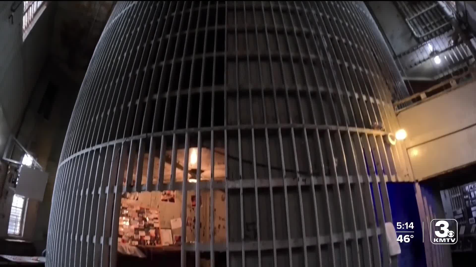 140 YEARS OLD: A look inside the historic Squirrel Cage Jail in Council ...