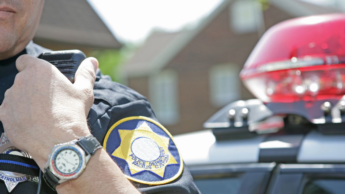 Don T Be Fooled By Staged Police Bodycam Where White Officer Stops