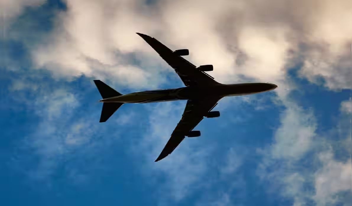India extends airspace closure for Pakistan planes till Aug 24