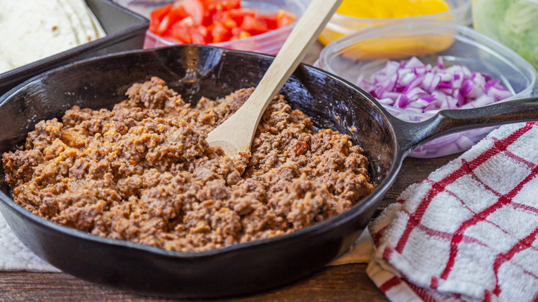 The Key Ingredient That Browns Ground Beef To Perfection