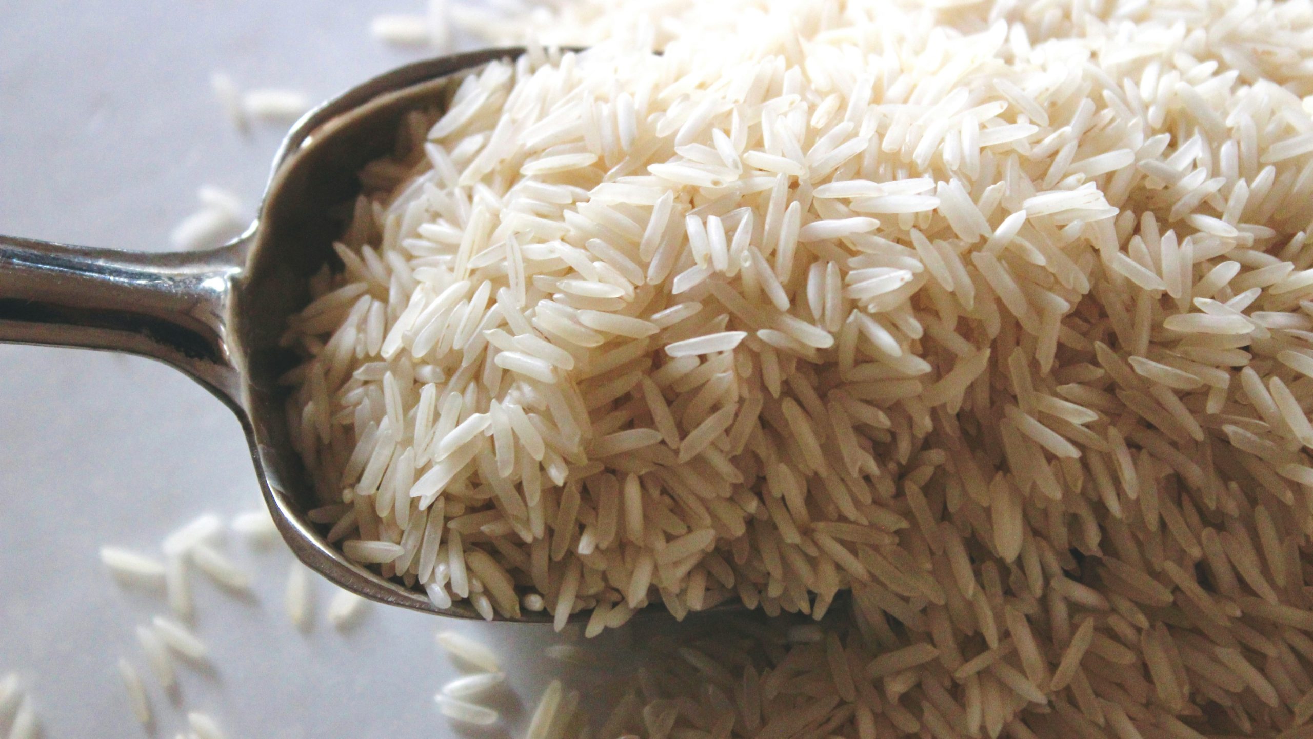 8 Unbeatable Tips to Cook Rice the Indian Way