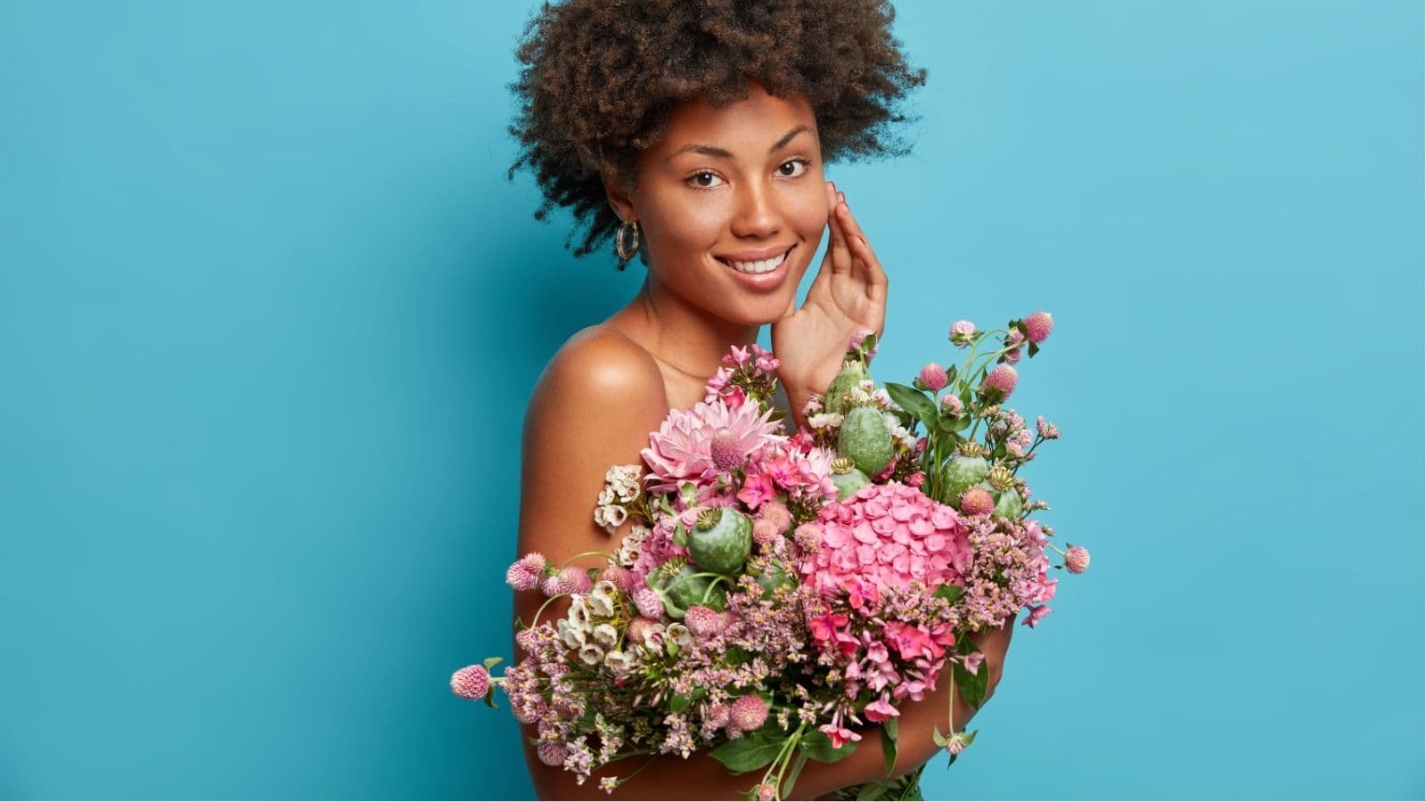 13 Flowers That Bloom All Season Without Fuss