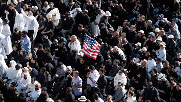 The Fraught Relationship Between a Pope and His Home