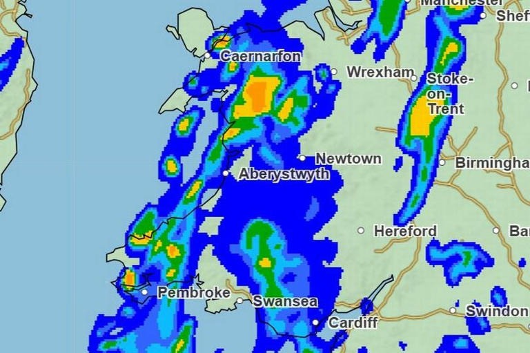 Met Office supercomputer gives 14-day weather forecast more accurate ...