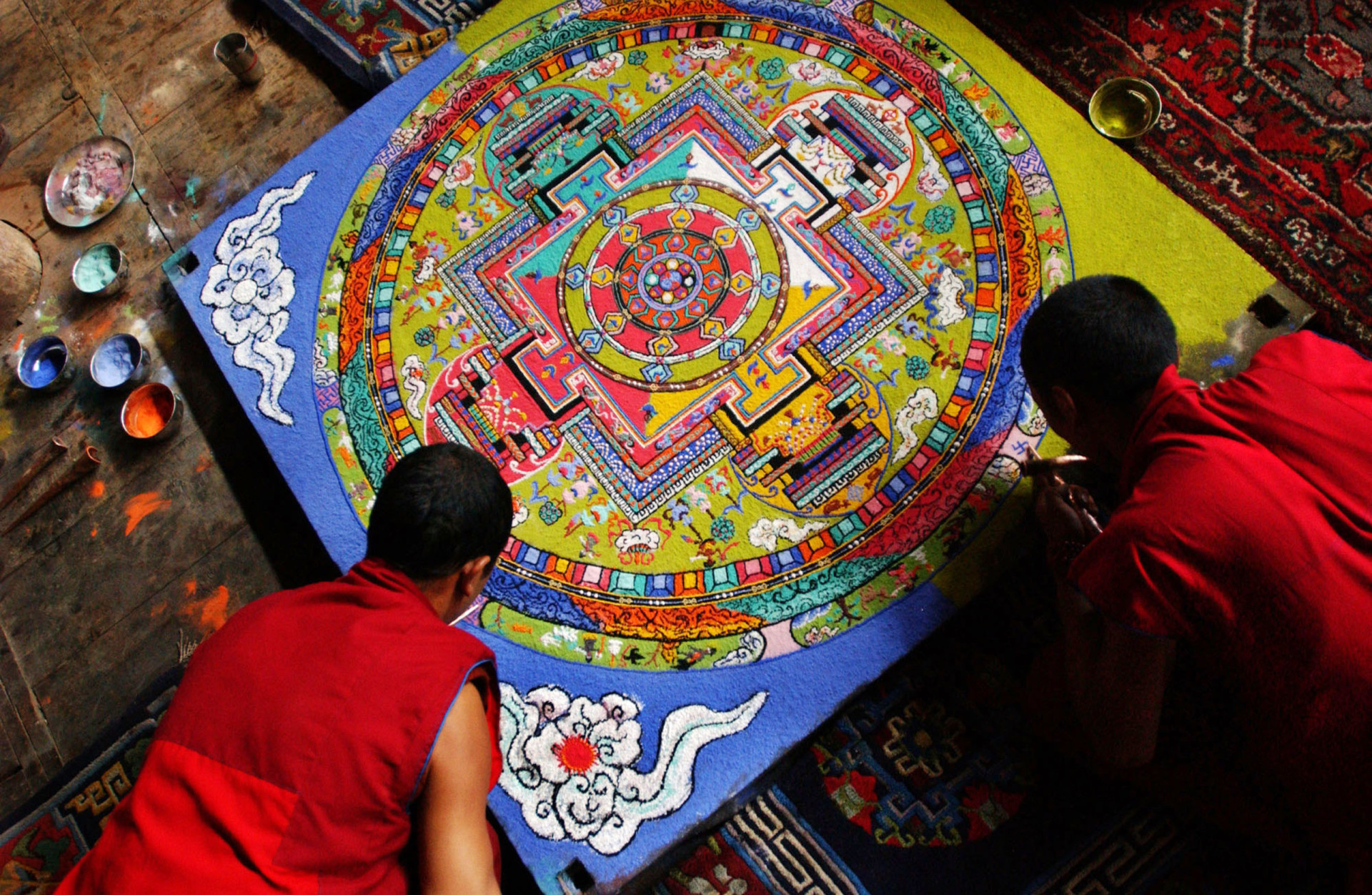 Has visto estos símbolos, ¿pero conoces su origen y significado?