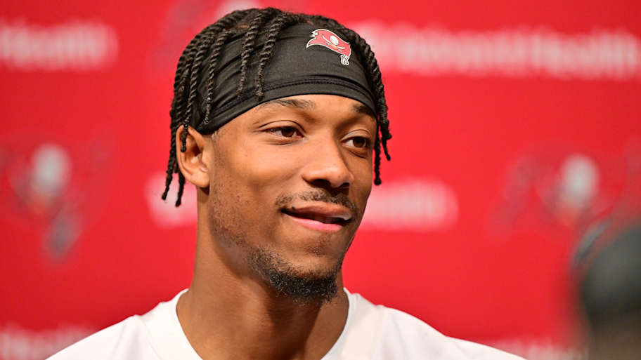 Buccaneers rookie WR expected to steal veteran's roster spot this offseason
