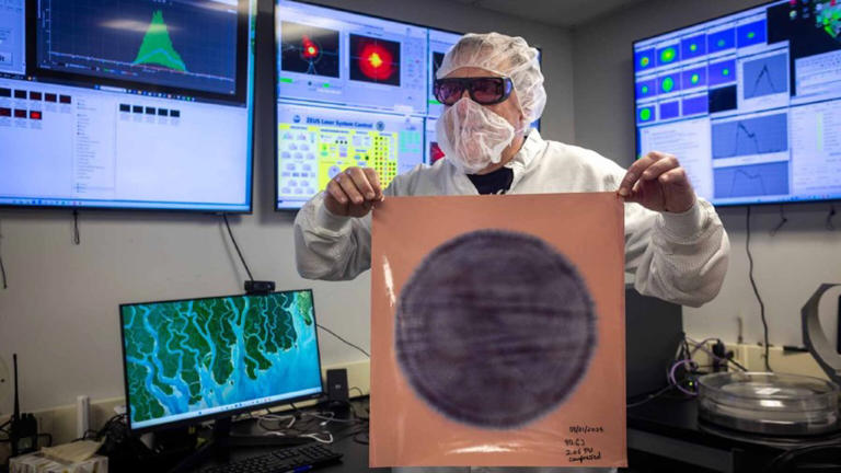 University of Michigan researchers develop nation’s most powerful laser