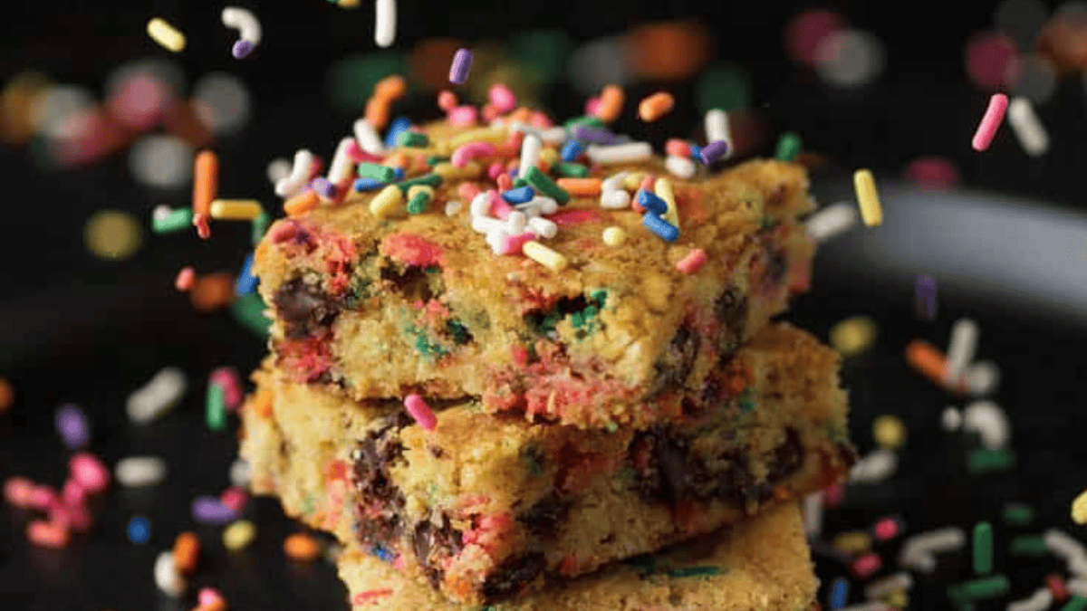 41 Desserts Guaranteed to Make Friends and Family Smile