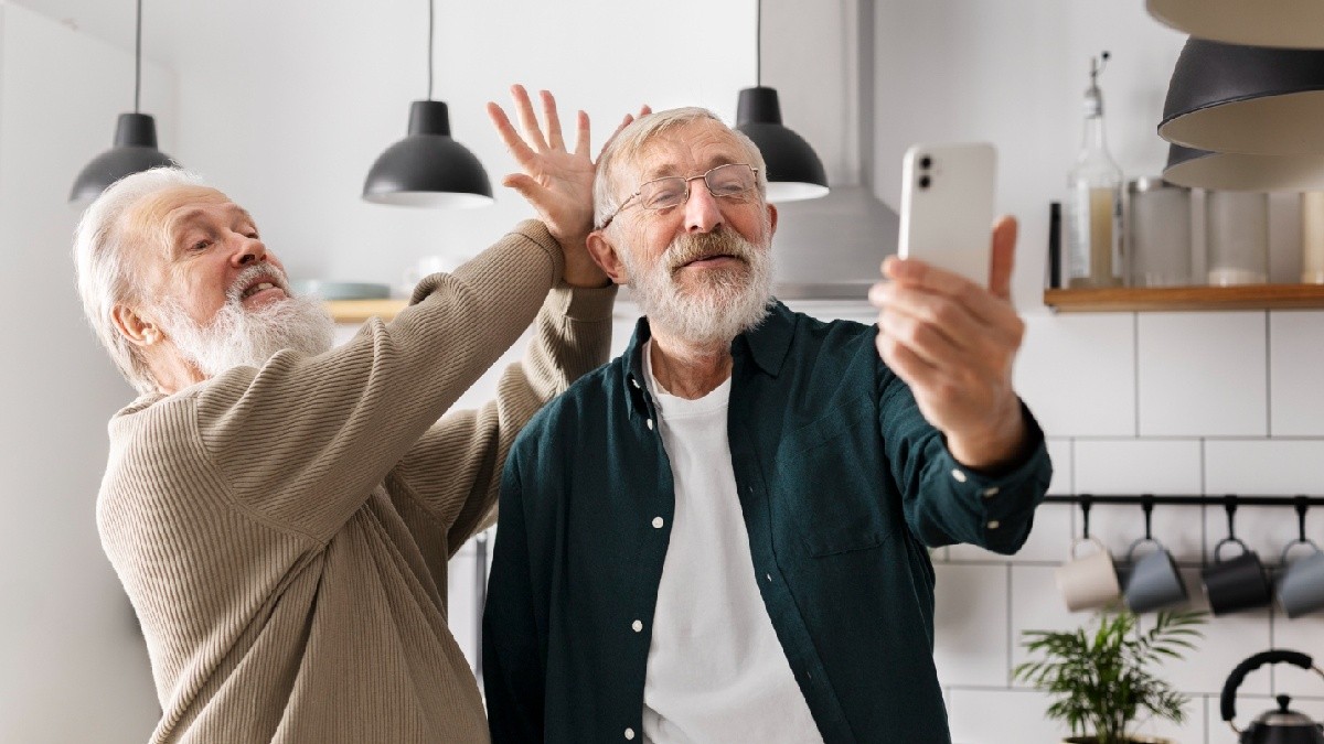 Secrets to Longevity: 4 Daily Habits from a Scientist Who Studies ...