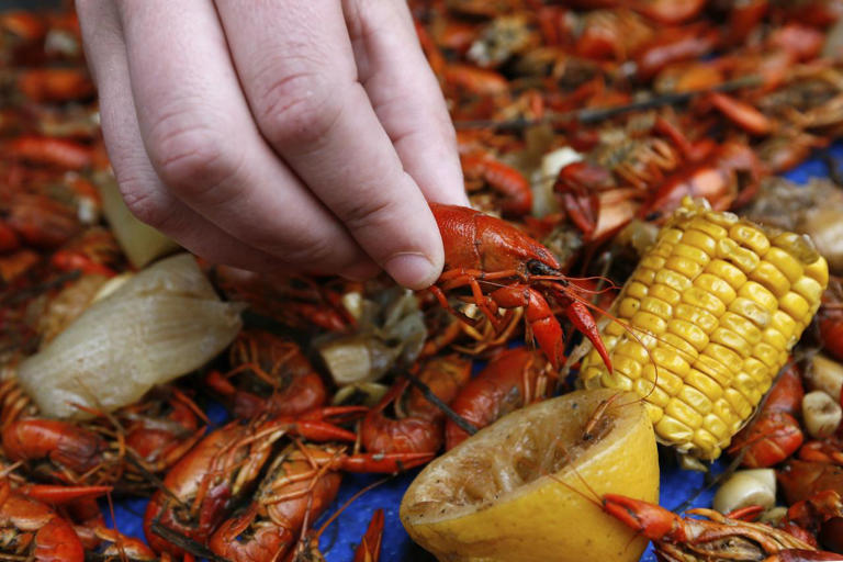 Al Scramuzza, the ‘Crawfish King’ and a New Orleans Folk Hero, Dies at 97