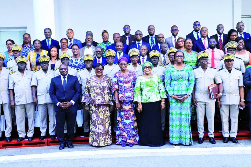 Journée de la Fonction publique (Jfp 2025): Une célébration sous le ...