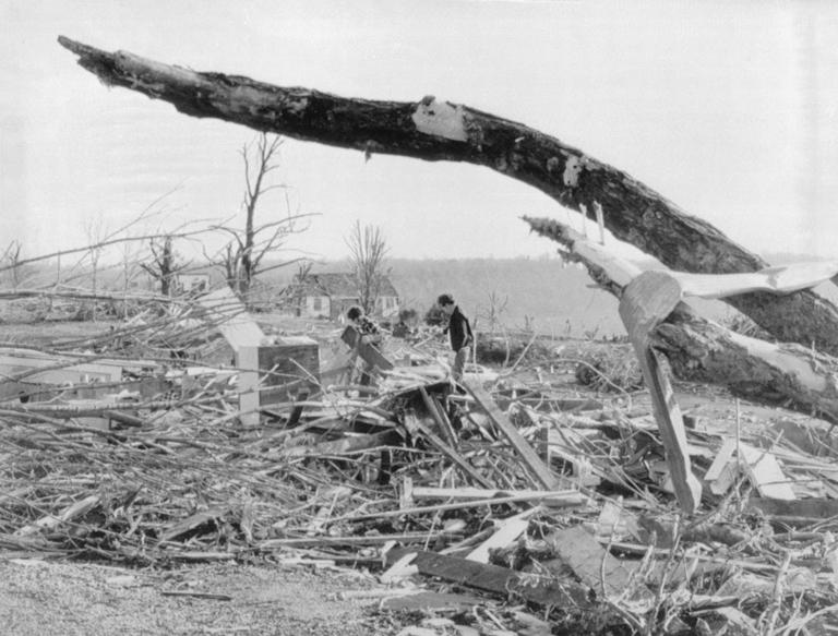 How does southeast Kentucky’s fatal ‘mile-wide’ tornado compare to 1974 ...