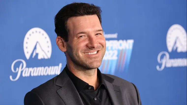 Tony Romo has excuse for haters after rough CBS broadcast in Bills ...