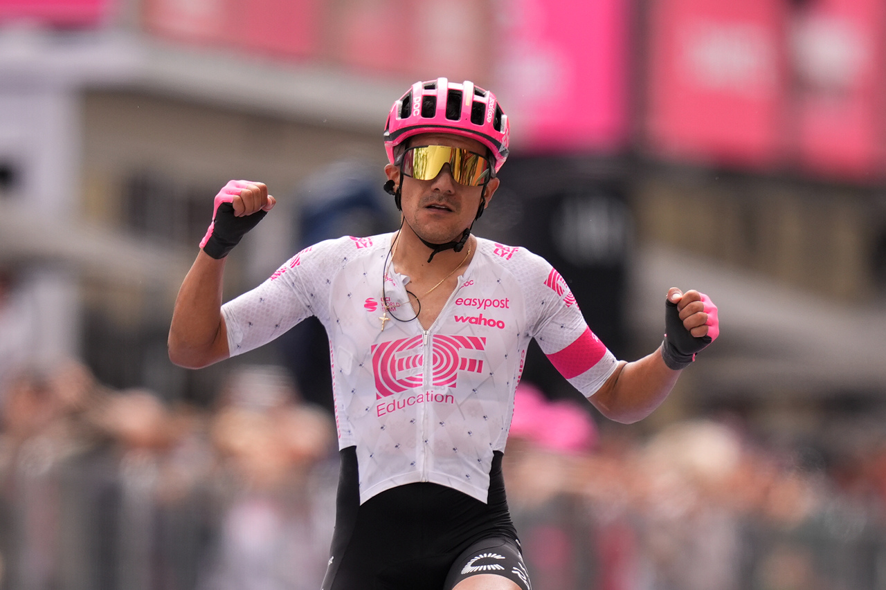 Carapaz vince a Castelnovo ne’ Monti: l’ecuadoriano torna al successo ...