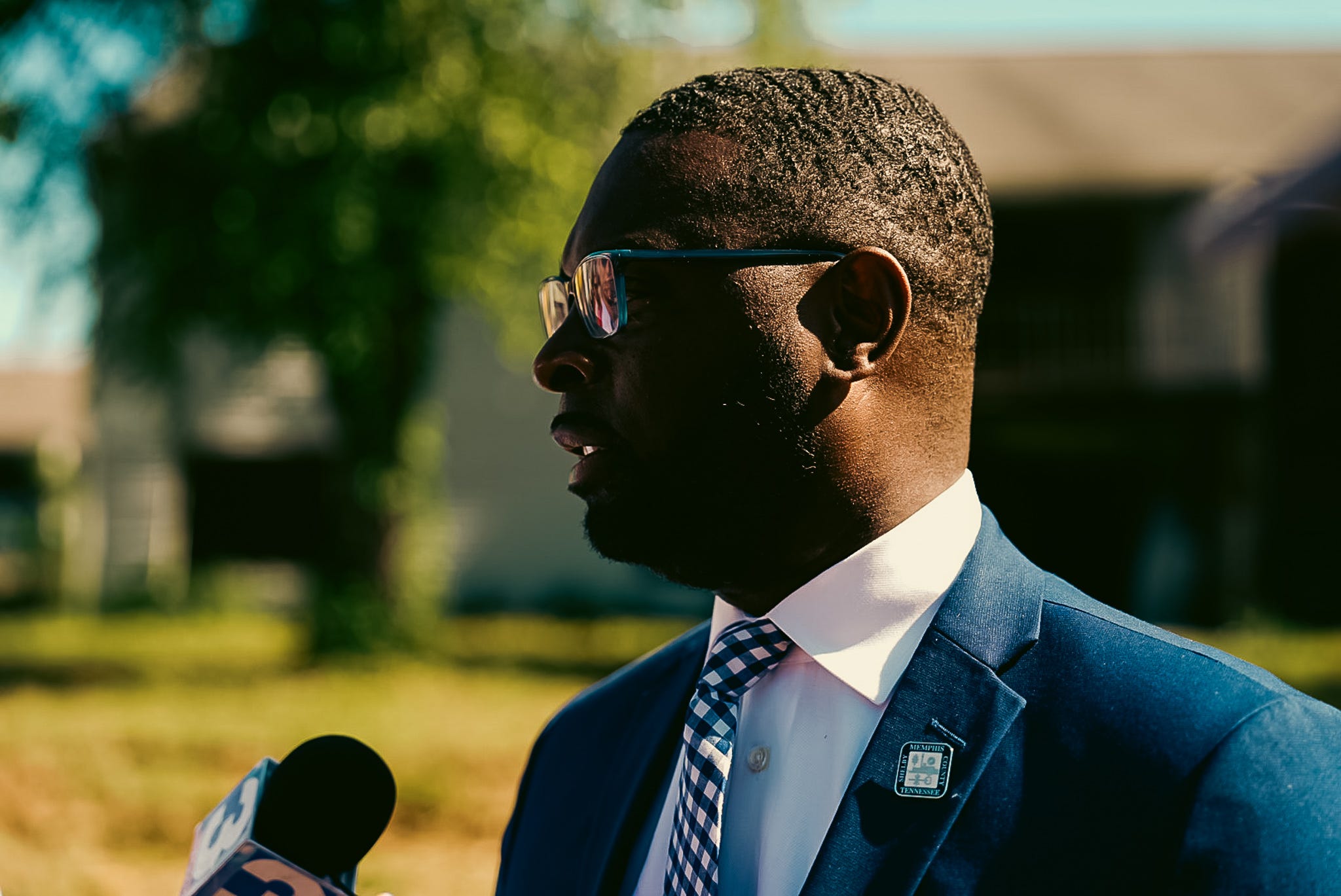 Police arrest man accused of sneaking into Memphis mayor's neighborhood ...