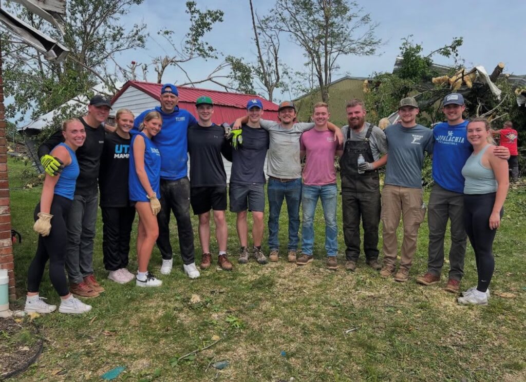 Jager Burton, Trent Noah spearhead Tornado Relief Drive outside Kroger ...