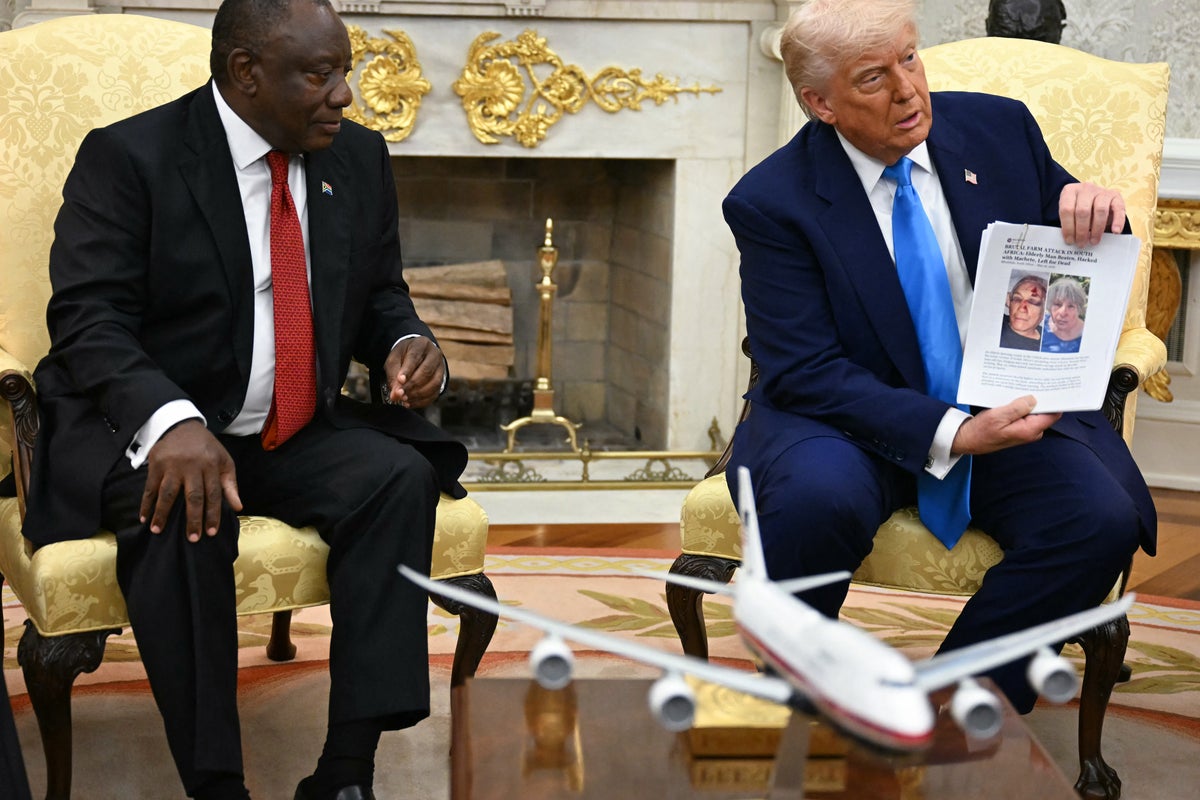 Trump surprises South African leader in Oval Office with ‘genocide ...