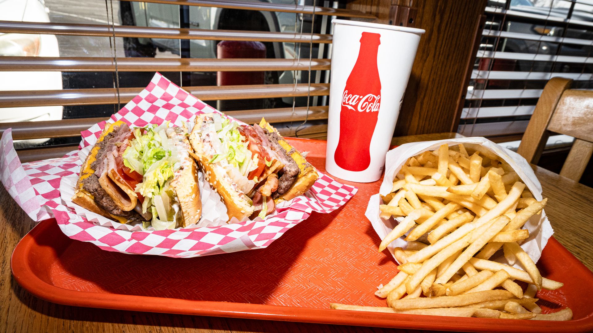 Eastern Washington’s Most Legendary Burger Joint Keeps Yakima Fed After ...