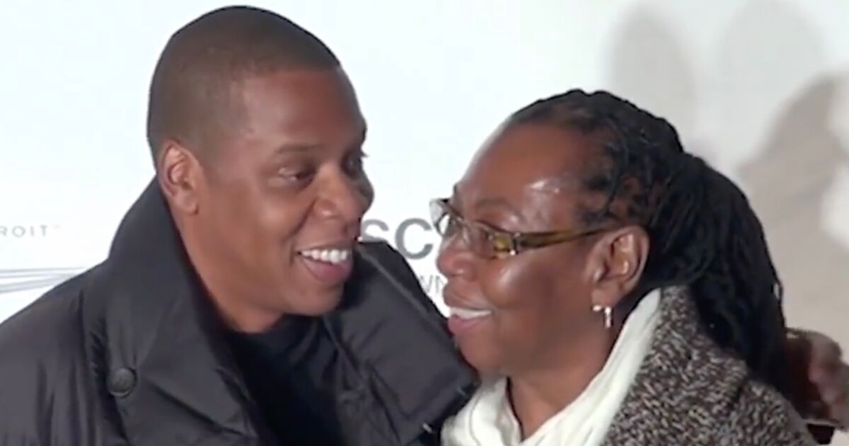 5 celebrities you didn’t know had queer moms