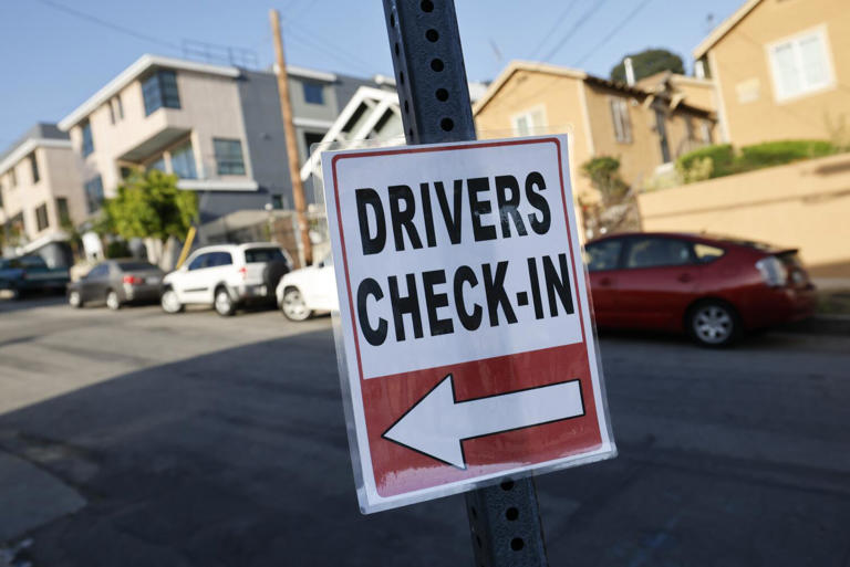 Ghost kitchen delivery drivers have overrun an Echo Park neighborhood ...