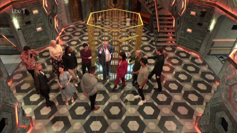 I'm addicted to David Tennant's 'impossible' game show - despite its ...