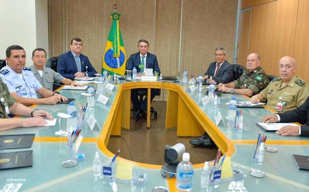 Depoimentos de Batista Júnior e Freire Gomes liquidam Bolsonaro