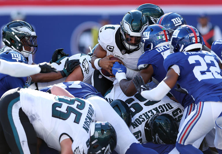 Philadelphia Eagles' 'Tush Push' play to be sponsored by DUDE Wipes