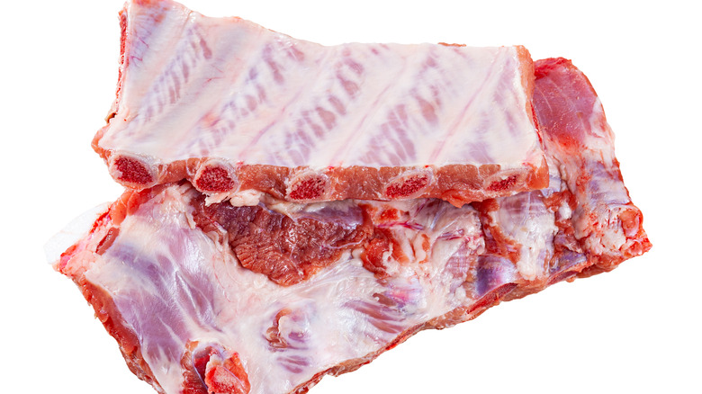 Here's What Actually Sets Rib Tips Apart From Riblets