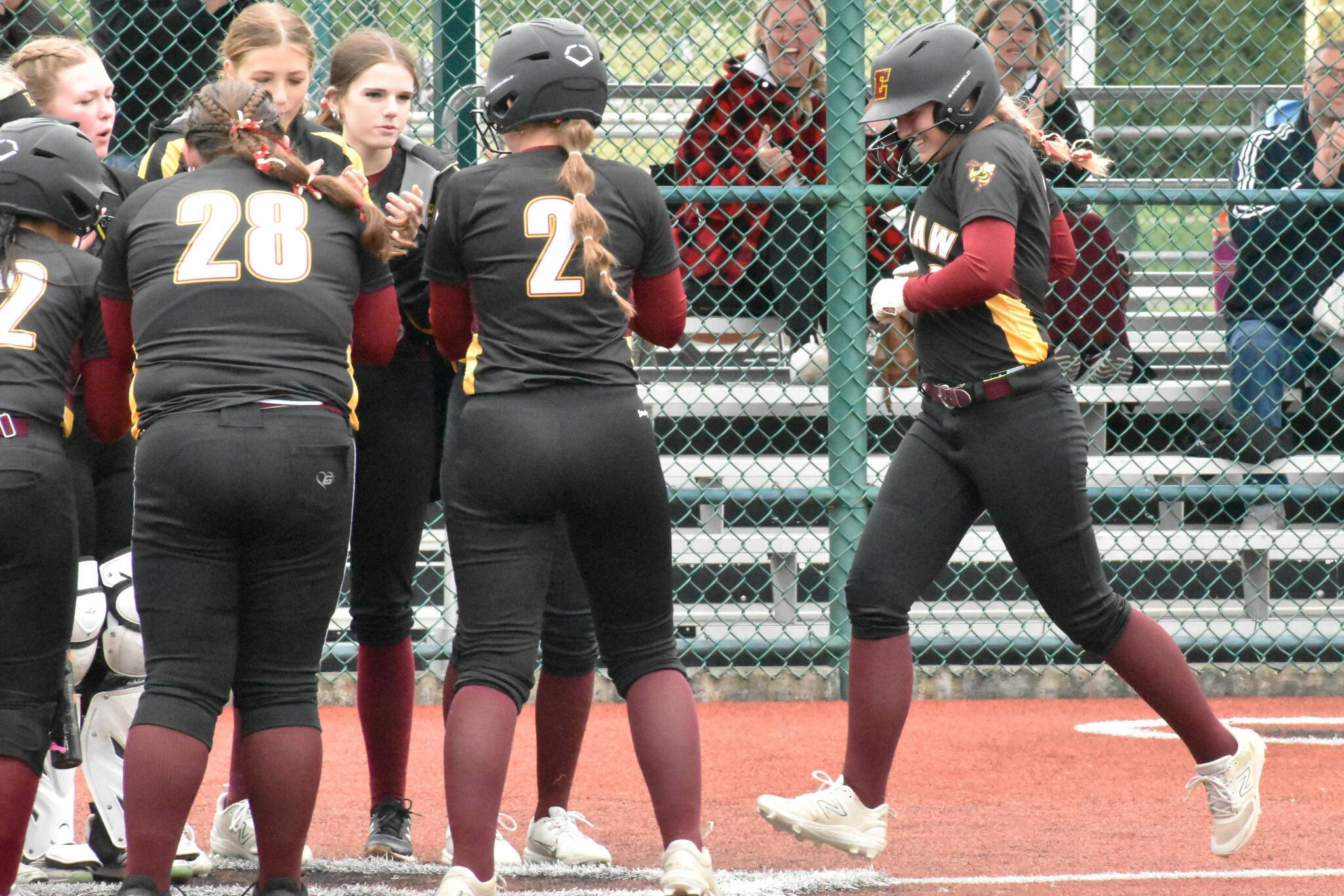 Enumclaw fastball, baseball head to state