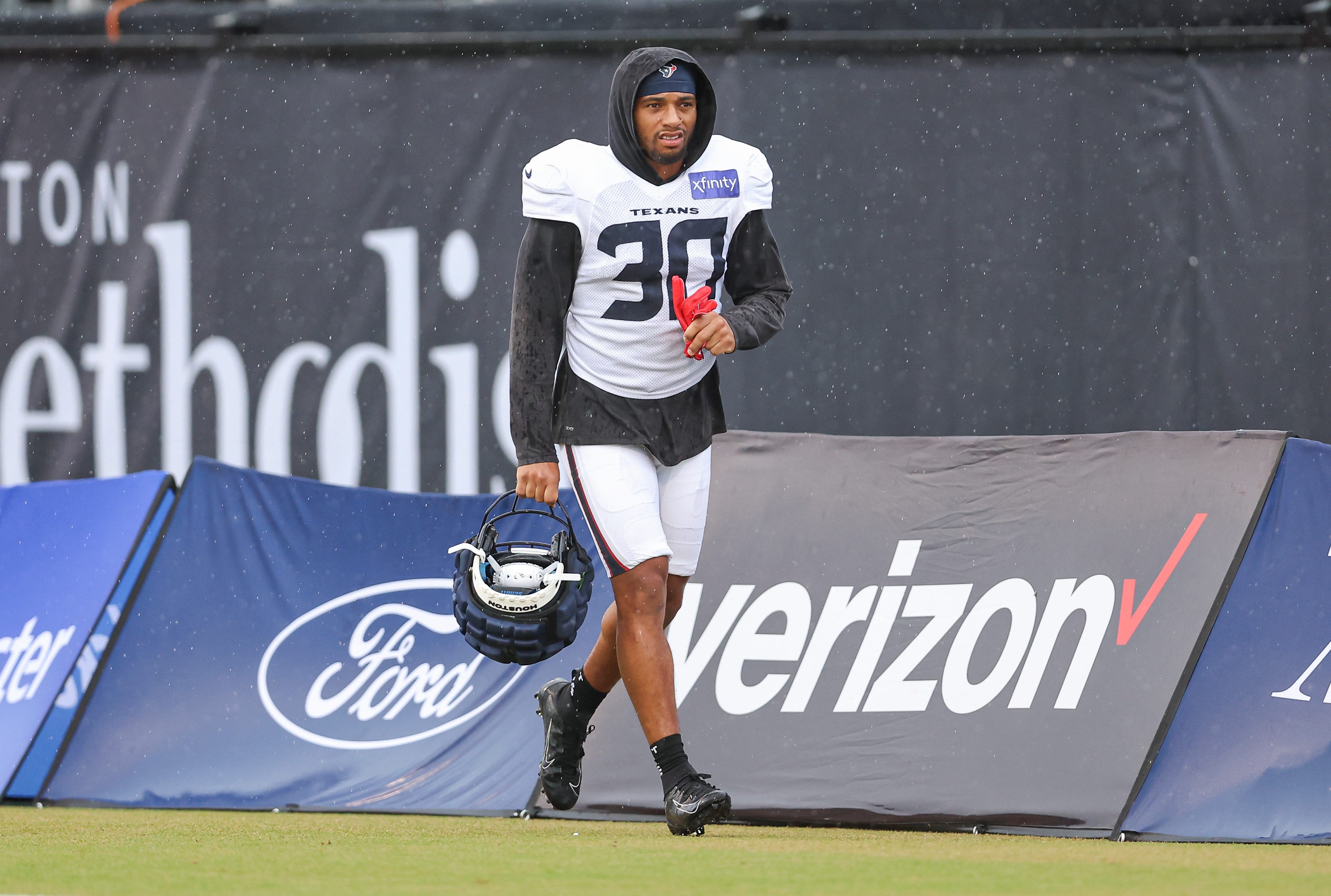 Texans re-sign Myles Bryant ahead of mandatory camp in June