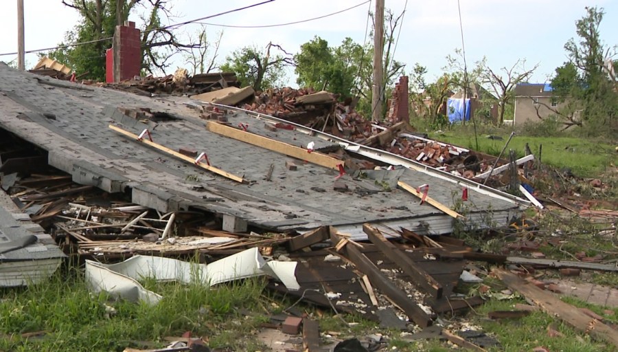 Eric Schmitt urges FEMA to approve more aid for St. Louis tornado cleanup