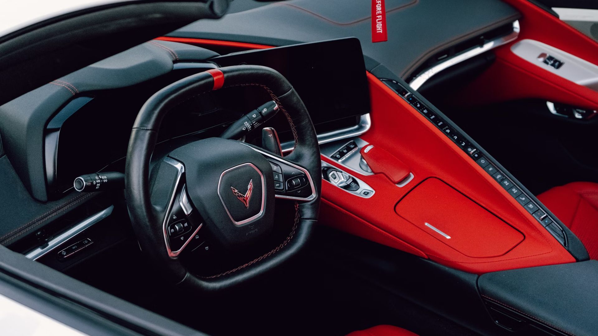 10 Cars With The Ugliest Steering Wheels & 10 With The Sleekest
