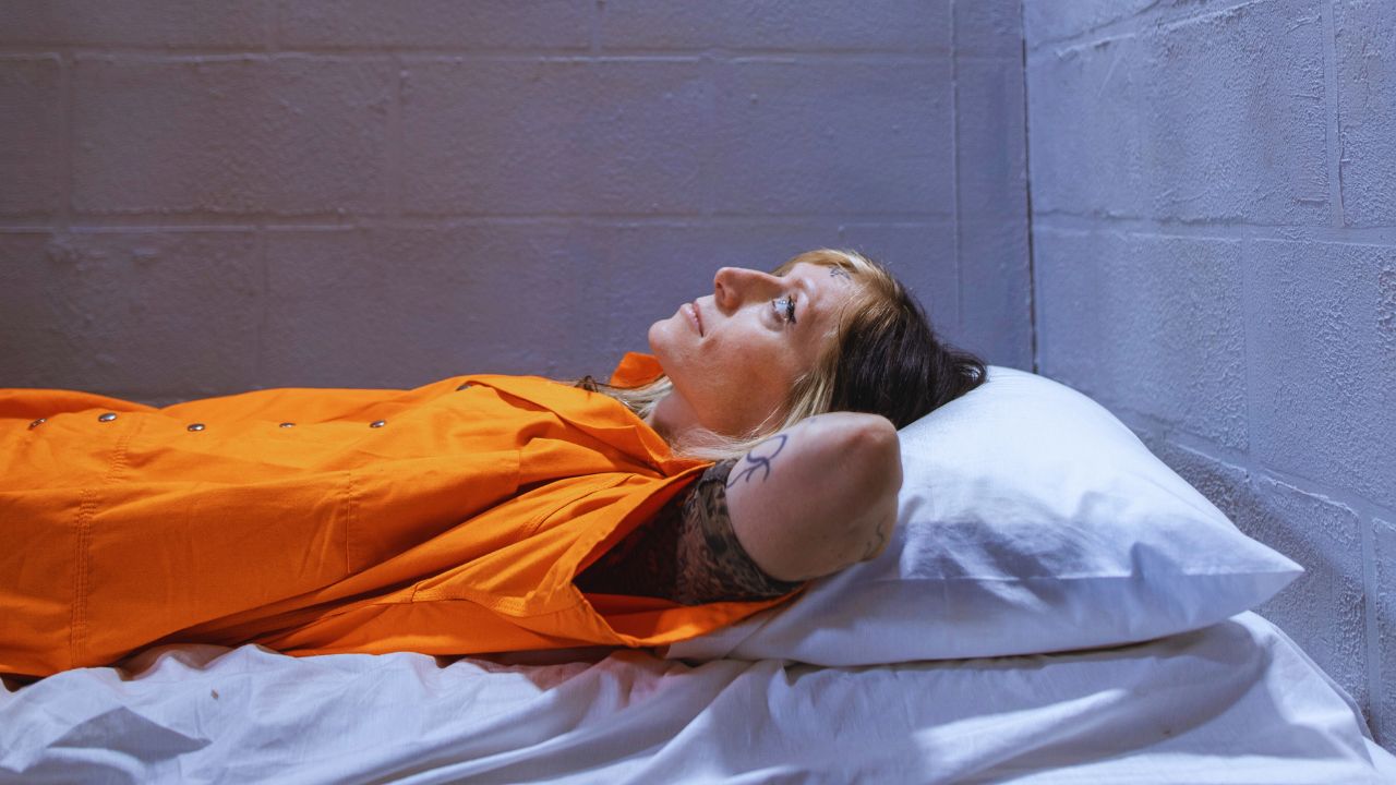 From Noise to Fear – Here’s What Sleep in Prison Looks Like