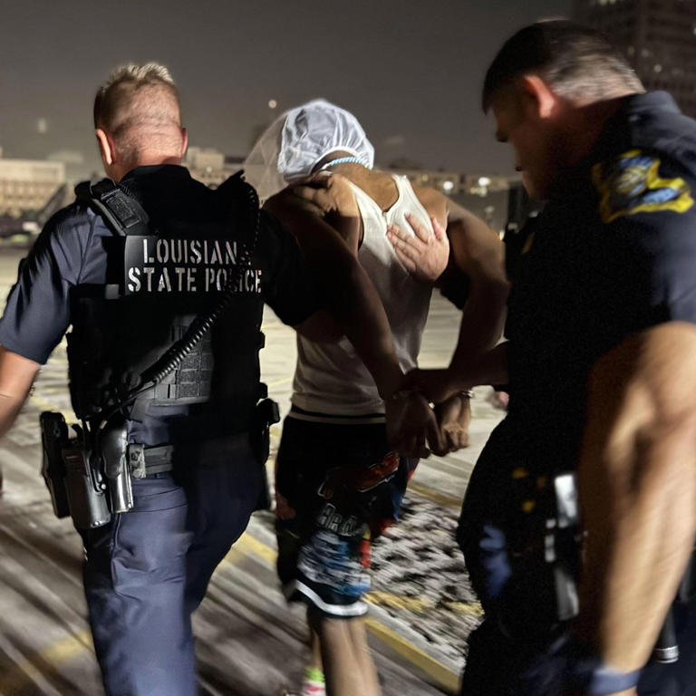 How the New Orleans jailbreak unfolded, sparking a massive manhunt