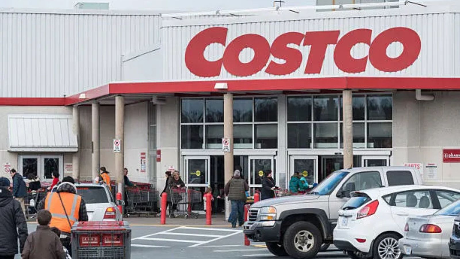 16 Costco Canada habits that could be costing shoppers more than they save