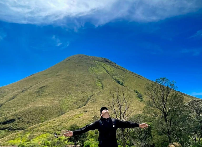 Healing ke Gunung yang Tak Bikin Capek? Ini Dia Puncak Sarah Klopo ...