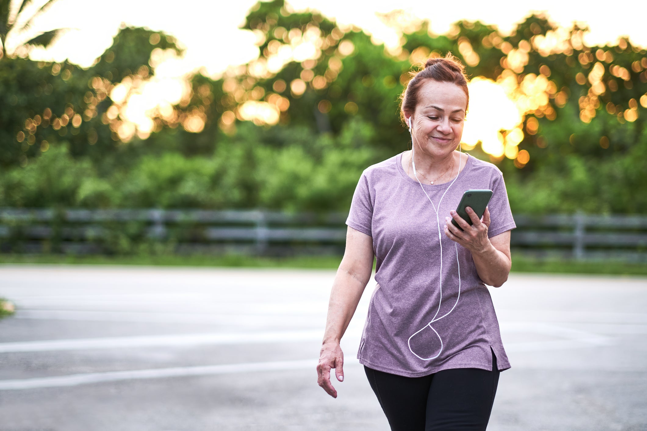 The latest walking trend that could help burn more calories and lower ...